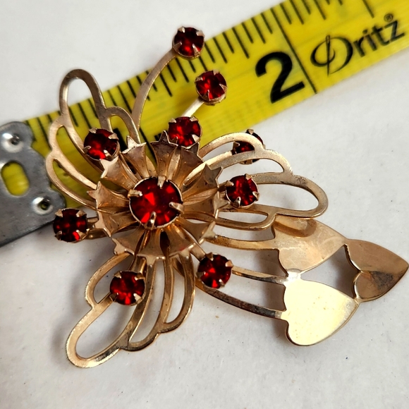 Jewelry | Vintage Hearts And Red Rhinestones Pin | Poshmark